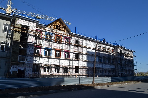 В Абакане достраивают детскую поликлинику - АБН 24